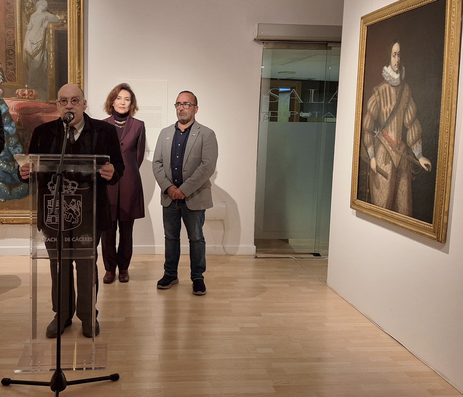 Una exposición muestra por primera vez fuera del TSJ de Extremadura su ...